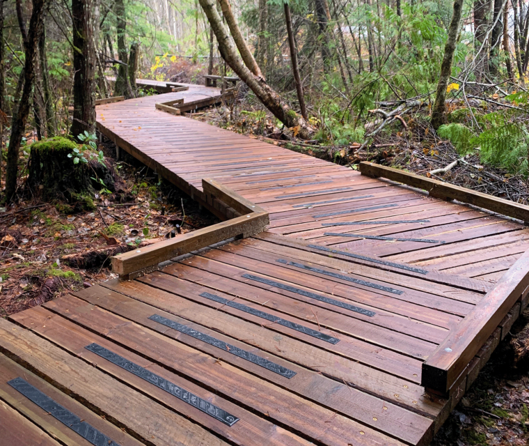 Bridle Ridge Playground - New Rhodes Construction